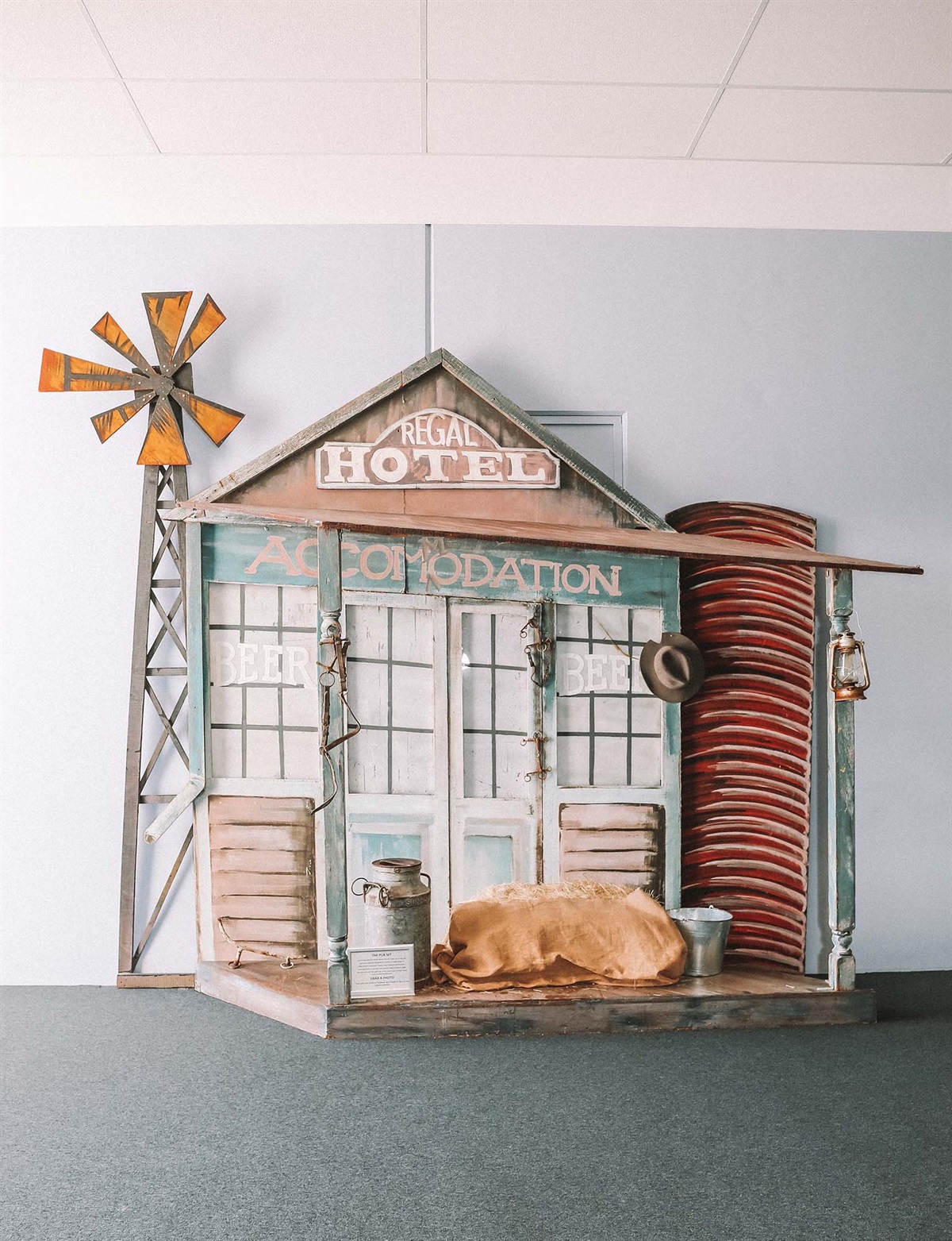 Contact Us Slim Dusty Centre